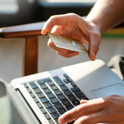 Mastercard Ung | Rabatt på strømmetjenester - Sparebanken Møre